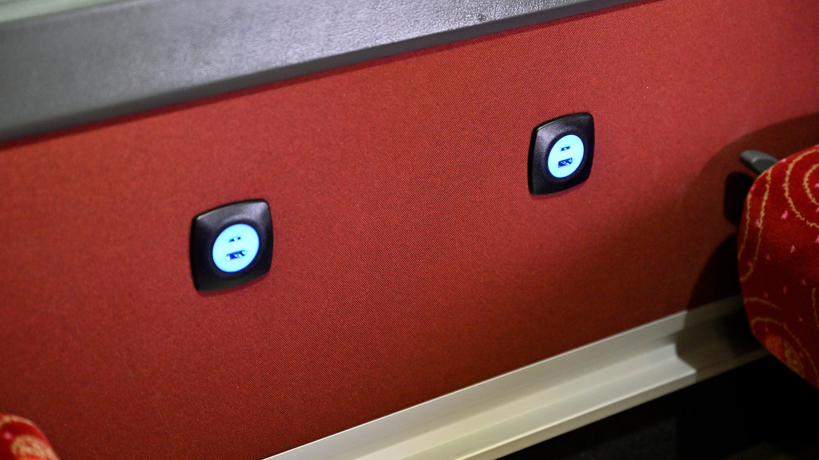 Revista SetraWorld: 5 razones para apostar por el Setra S 531 DT para líneas de largo recorrido ...